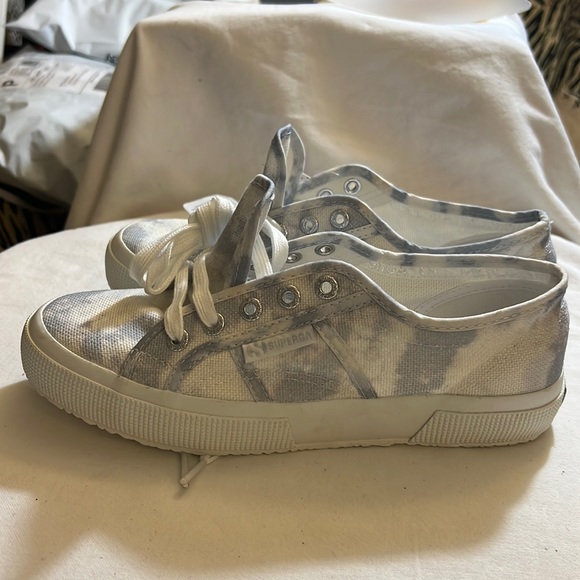 Superga | Shoes | New 275 Fantasia Superga Lace Up Sneakers Women Size ...